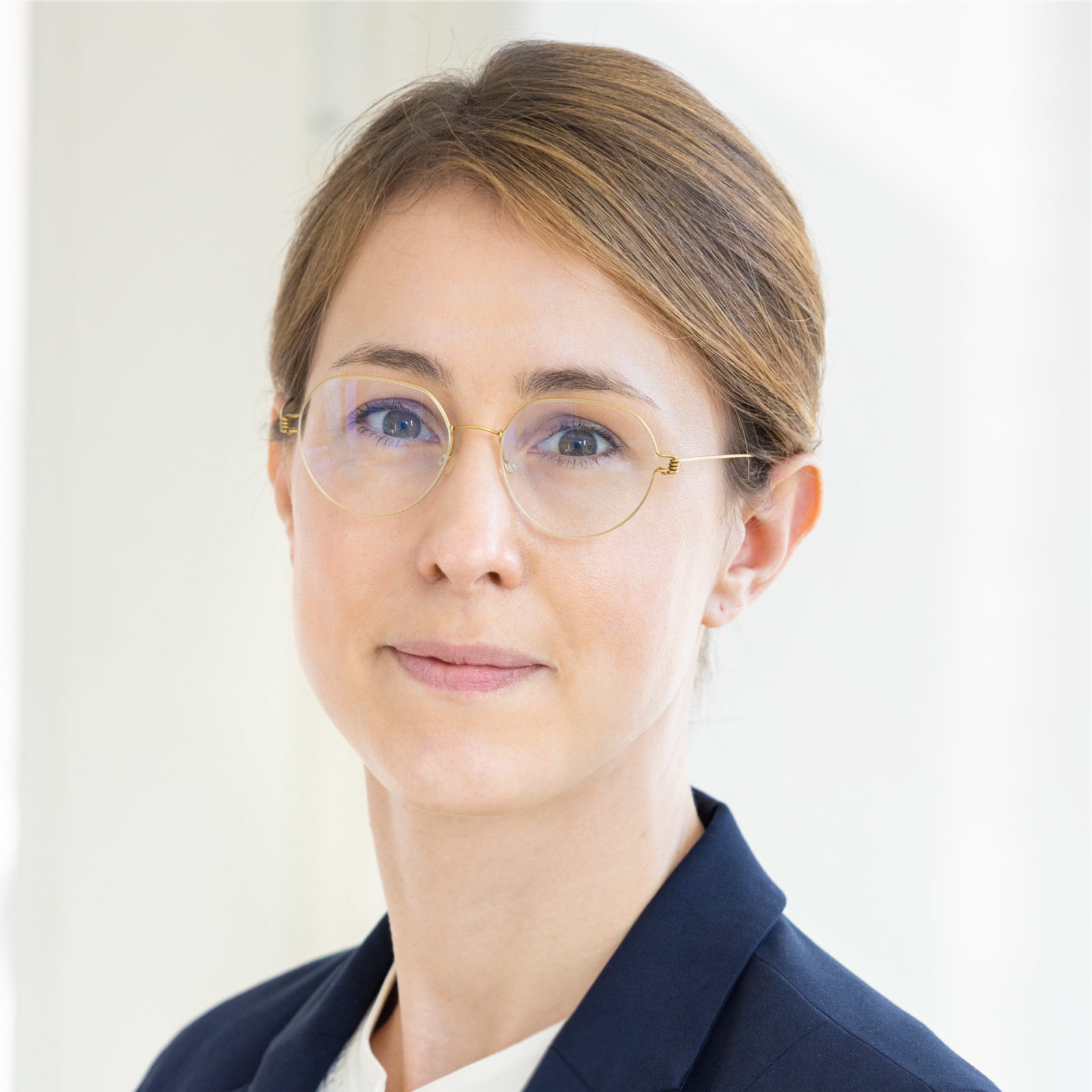 Decolonizing Transnational Humanitarianism: Intersections between ...