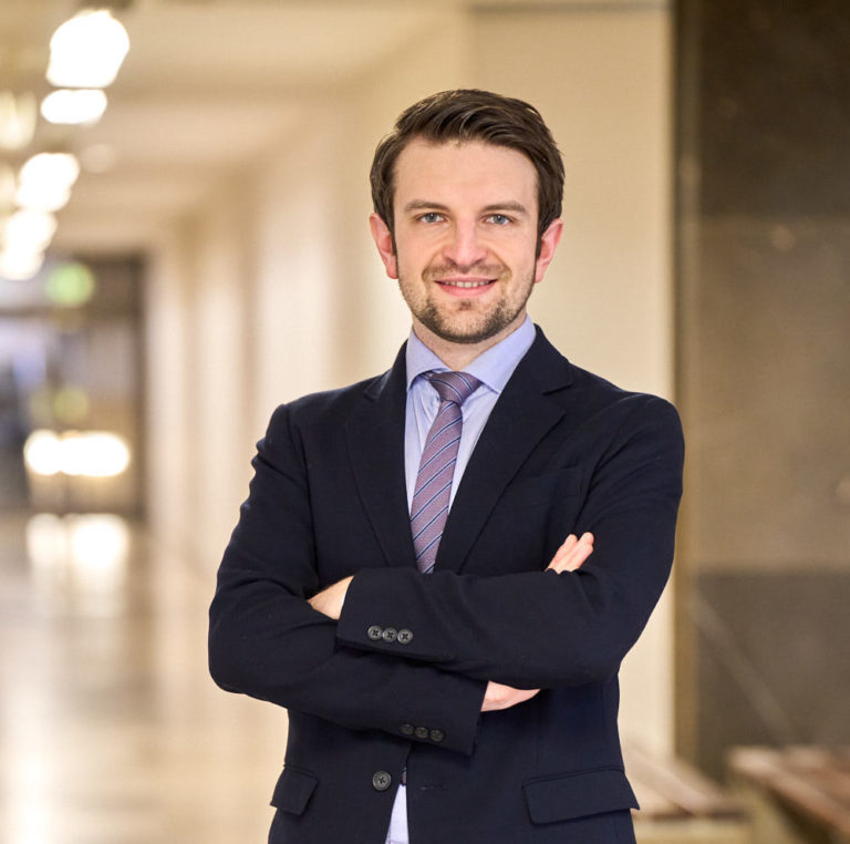 Iulian Romanyshyn – Academy of International Affairs NRW